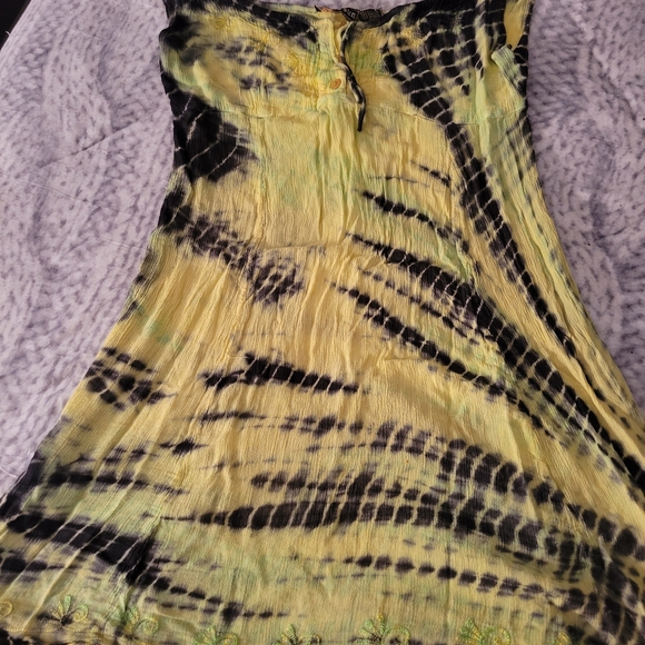 raya sun | Dresses | Raya Sun Vibrant Yellow And Black Dress | Poshmark